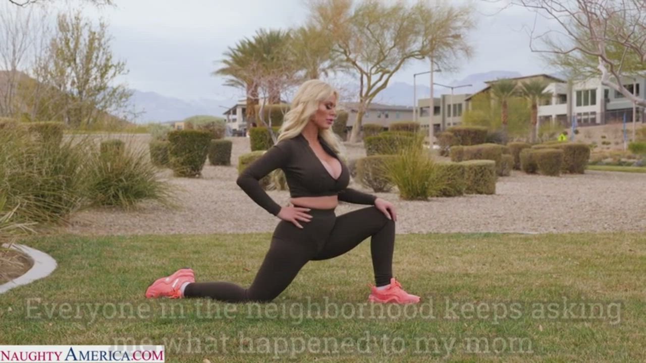 My Role Model Mom | Scrolller