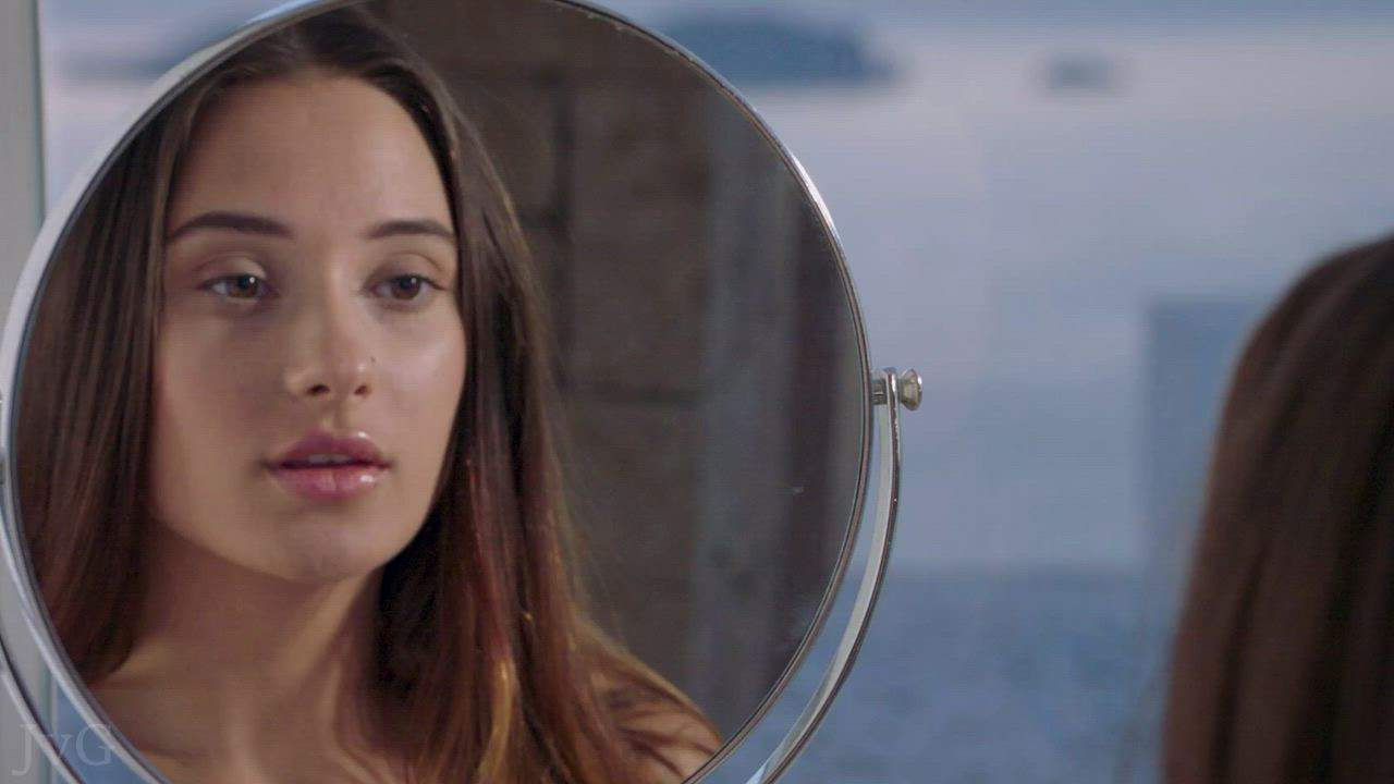 A minute with Liya Silver | Scrolller