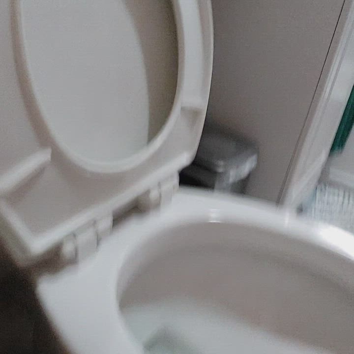 Pissing through the fly of my Hanes tighty whities | Scrolller