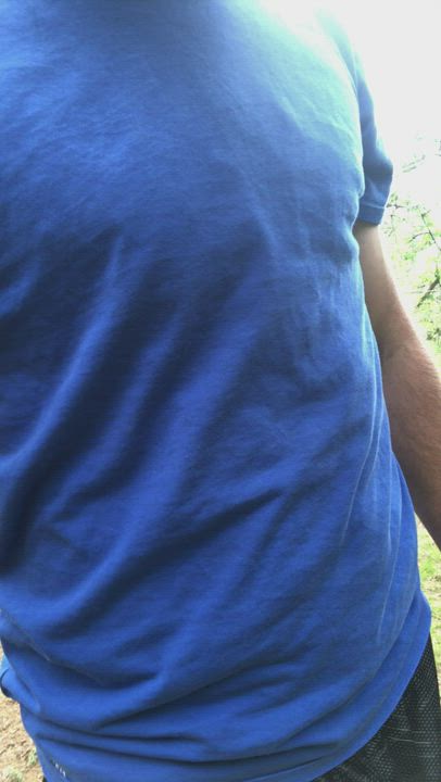 Strip off your bottoms and walk 24 steps away. | Scrolller