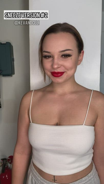 Sneeze Version #3 🥰 | Scrolller