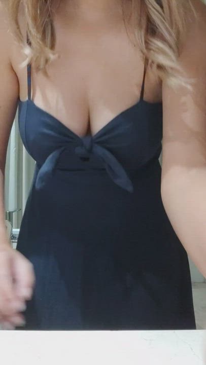 They're fun to squeeze 😺 [OC] | Scrolller