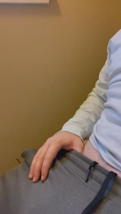 spring loaded this morning...always ready | Scrolller