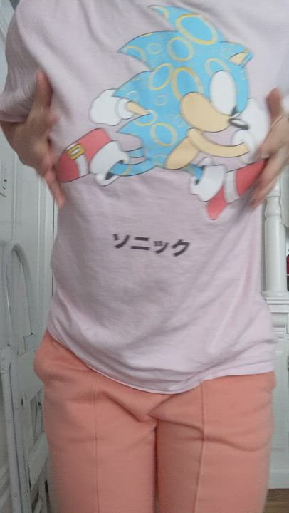 What would you do for this petite body? ️‍🔥 [OC] | Scrolller