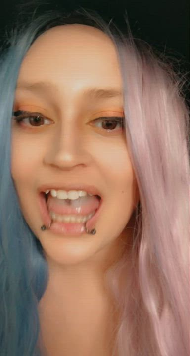 With extra spit | Scrolller