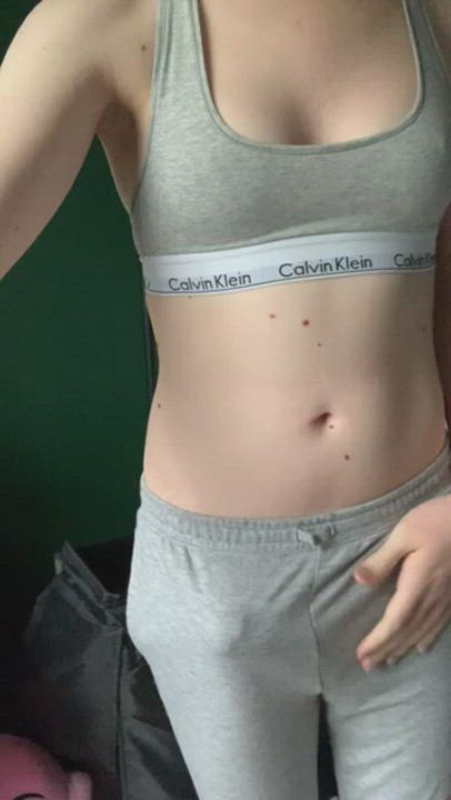 Would you ever let a trap top you? | Scrolller