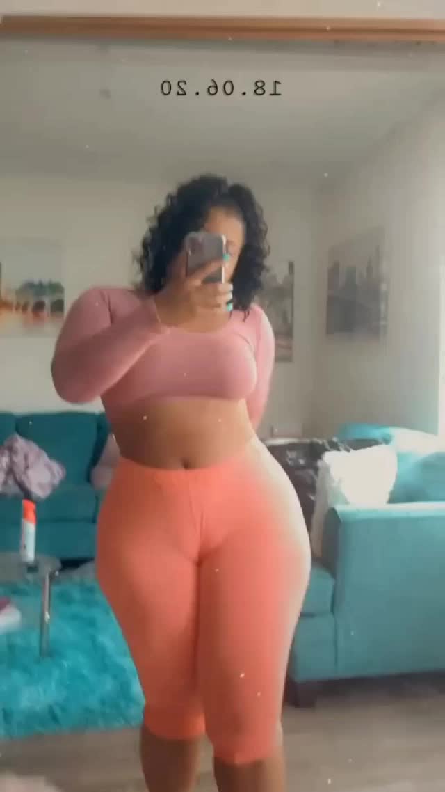 Ghetto Barbie | Scrolller