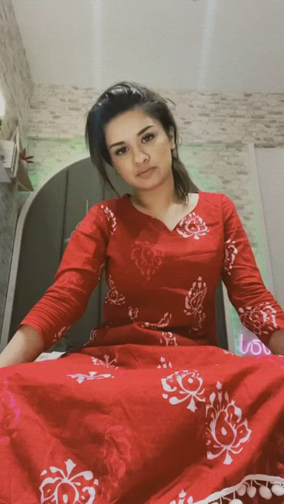 Avneet kaur sitting like a girl and cleavage bonus | Scrolller