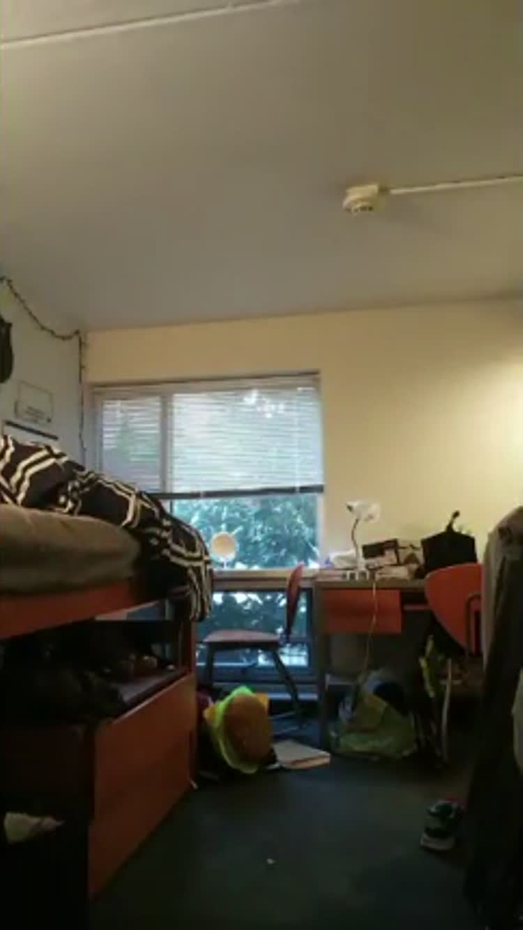 How do we feel about track girls? | Scrolller