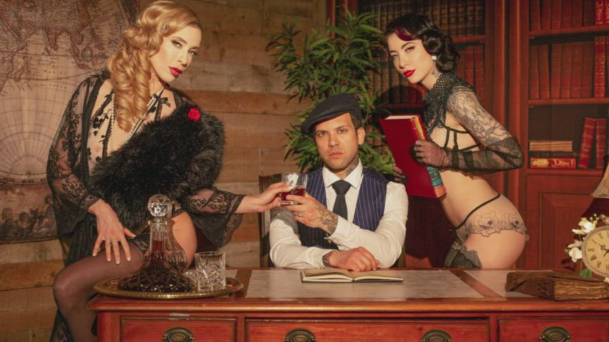 All Hands On Small Hands - ft. Aiden Ashley, Charlotte Sartre, Small Hands | Scrolller