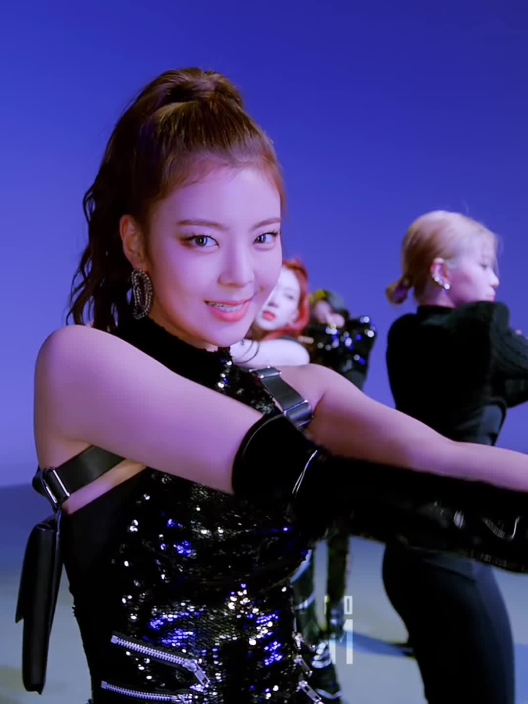 Lia – Itzy | Scrolller