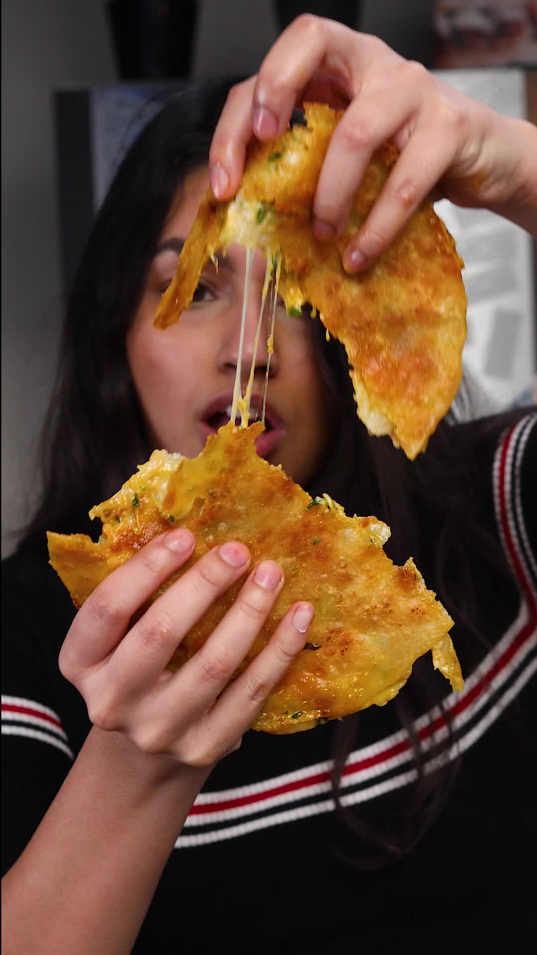 Chilli Cheese Paratha | Scrolller