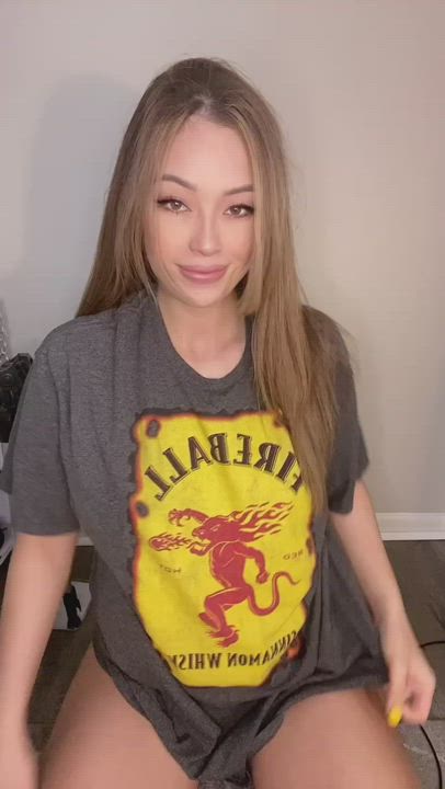 Every time I snap my fingers, all my clothes disappear | Scrolller