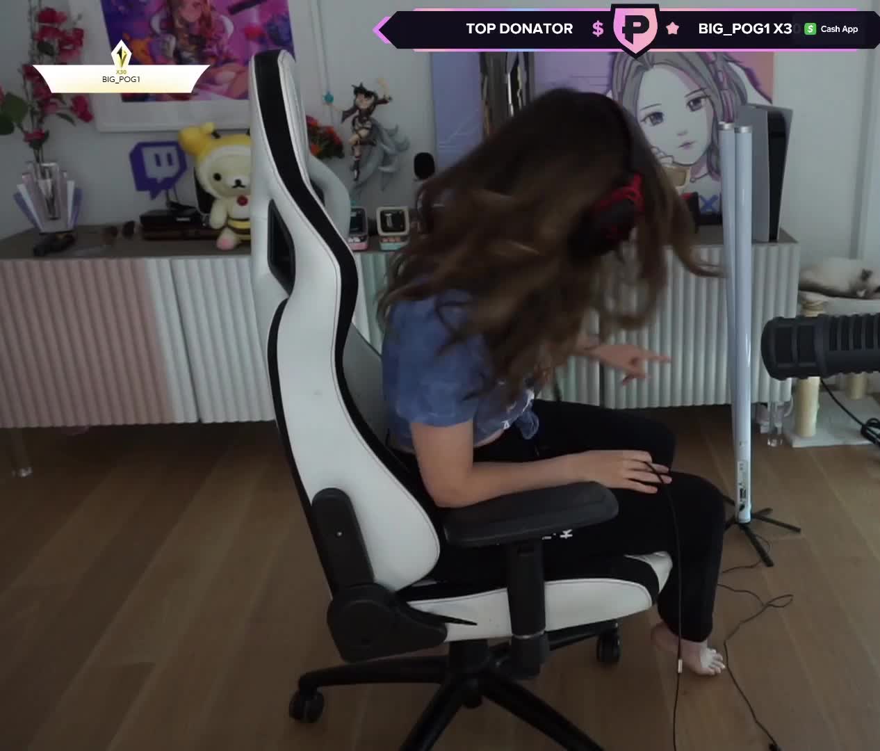 🍑🍑 | Scrolller