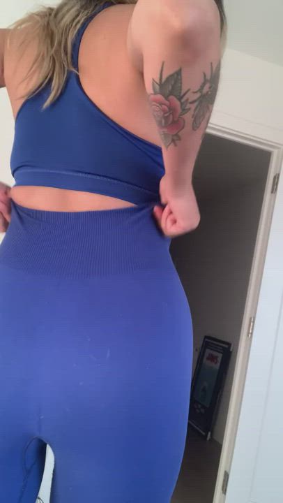 Let’s get sweaty together? (F) | Scrolller