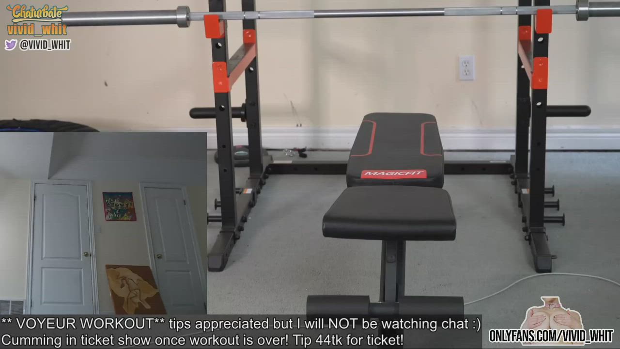 Saggy bench press, nice. [vivid_whit] | Scrolller