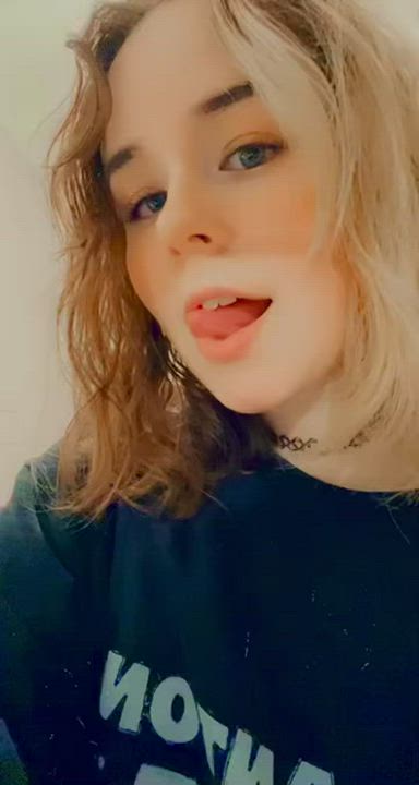 Part Two Titty Drop 🤗 [OC] | Scrolller