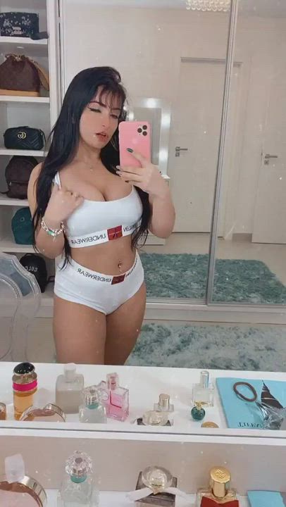 Grab her 27 giga mega 🔥premium siterip link in comments 👇 | Scrolller