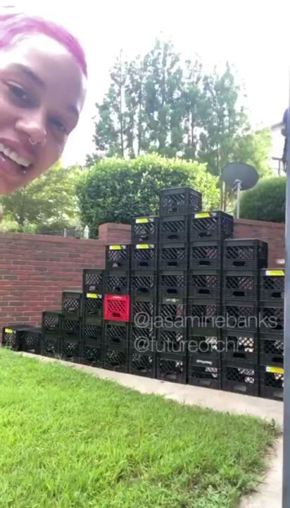 Crate Challenge Content Creator Edition | Scrolller