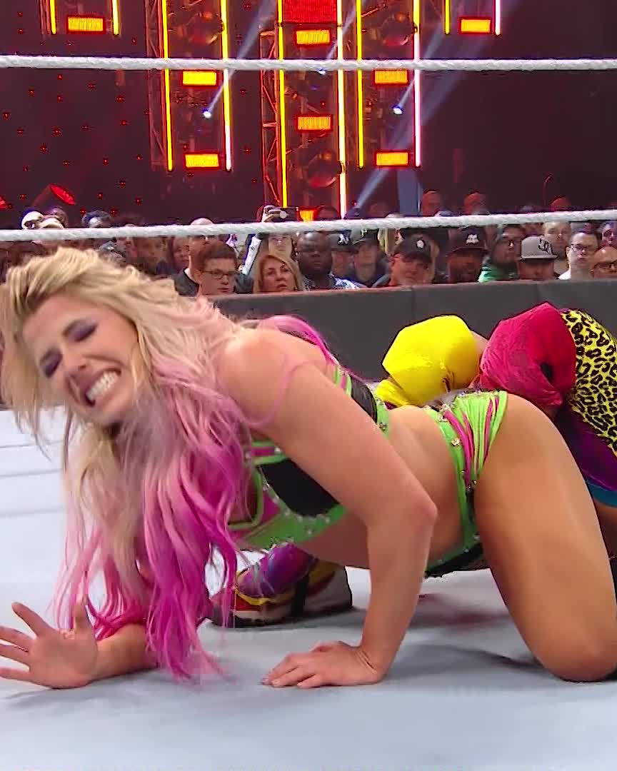 Hell in a Cell 2019 | Scrolller