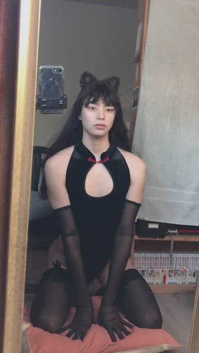 Asian catgirl moment | Scrolller