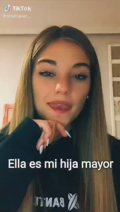 She such a cutie pie. Do you agree? | Scrolller