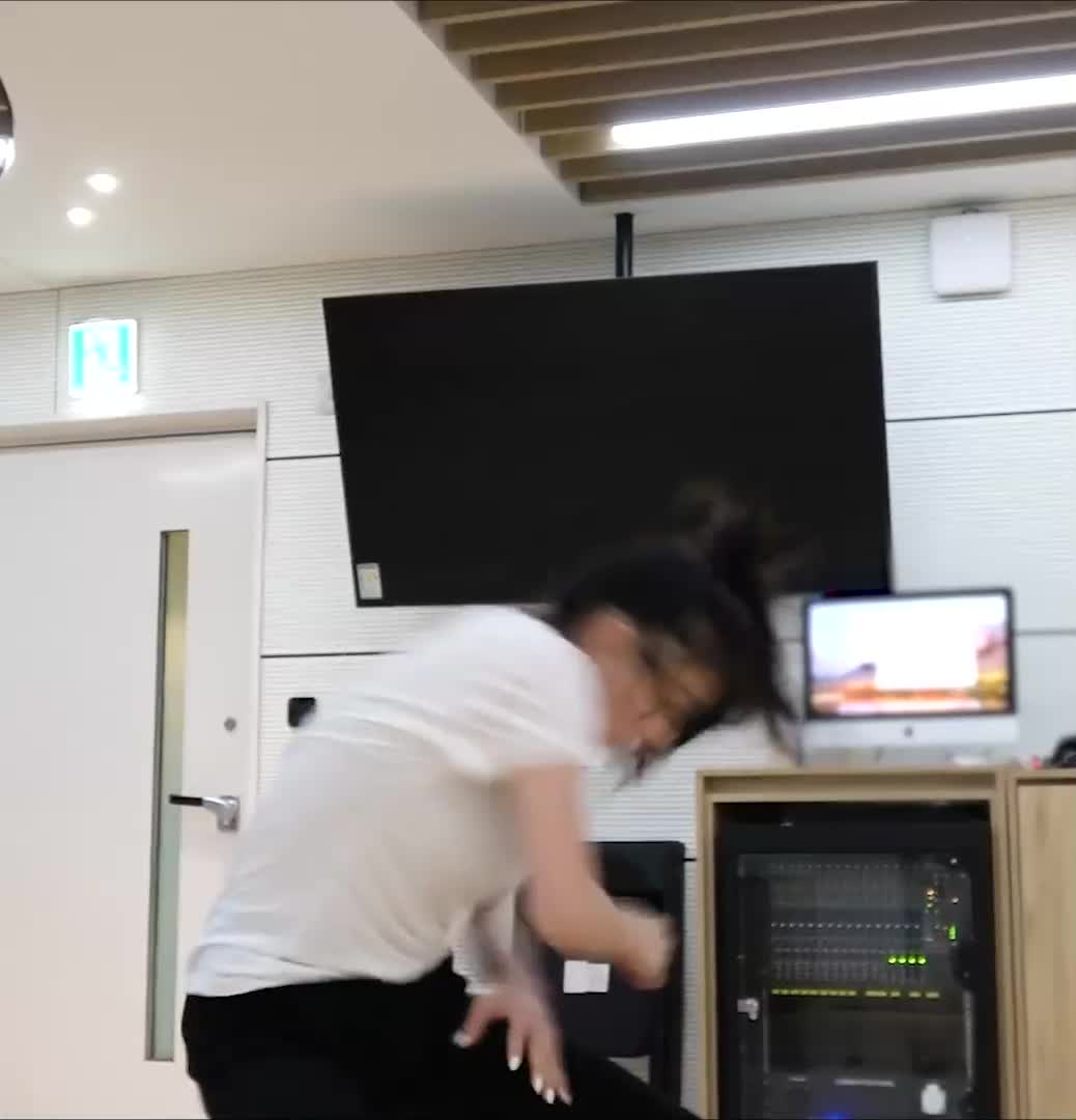 Deadly Jihyo | Scrolller