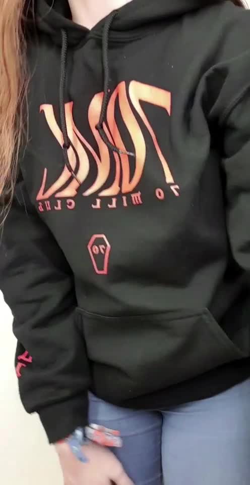 Always working hard [f] | Scrolller