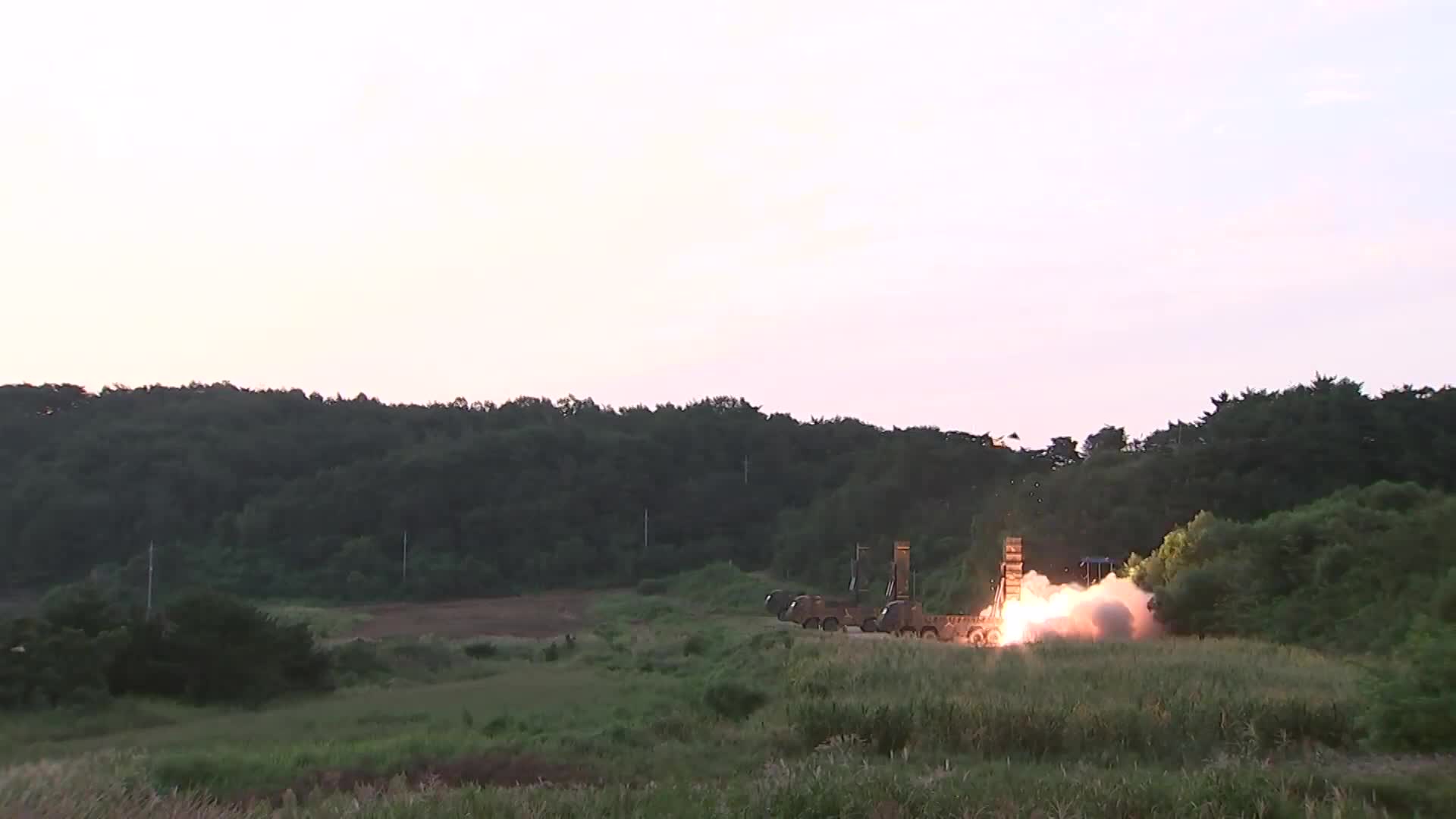 Missiles are awesome | Scrolller