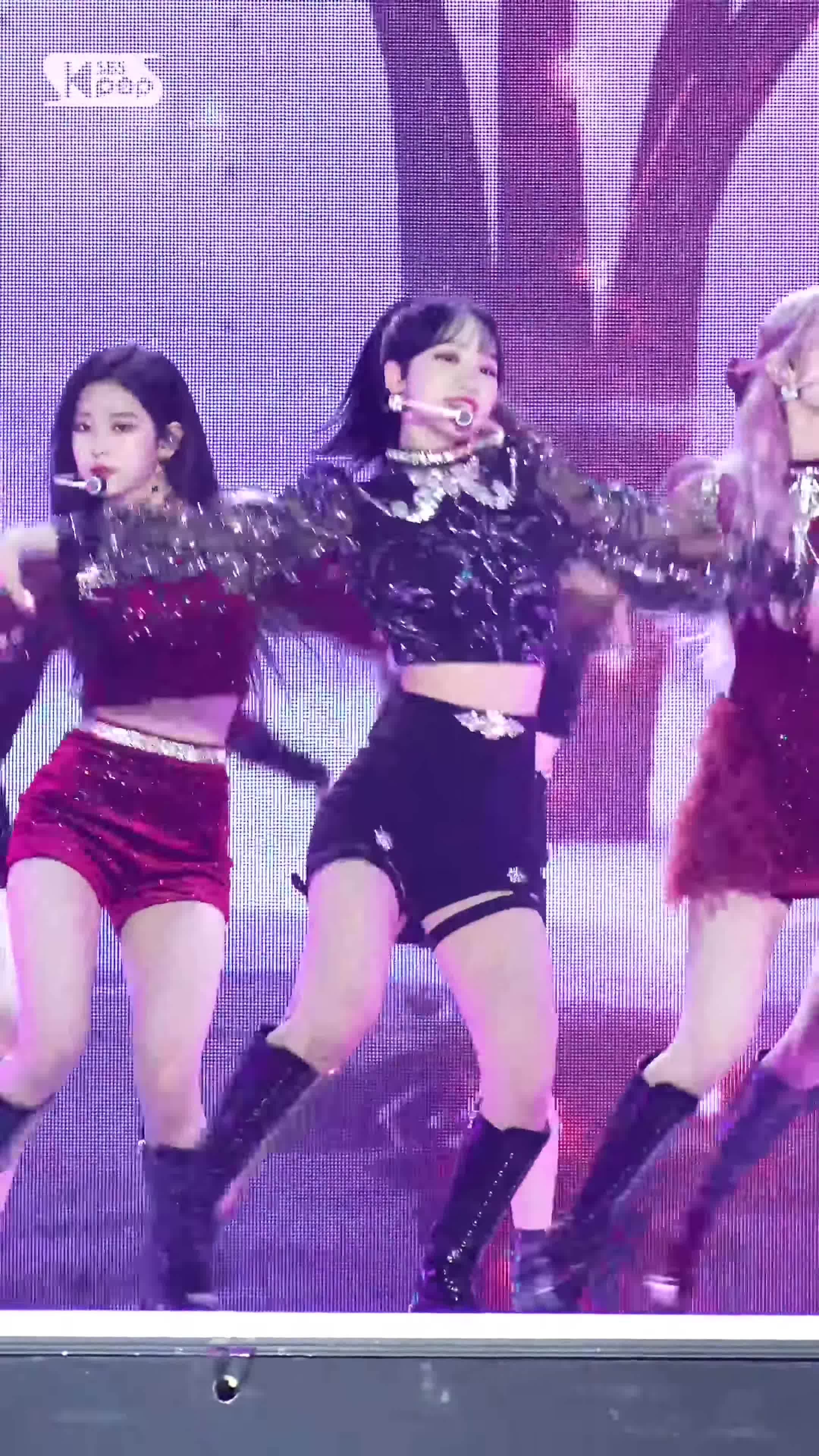 IZ*ONE - Chaewon (Bonus part with Minju) | Scrolller