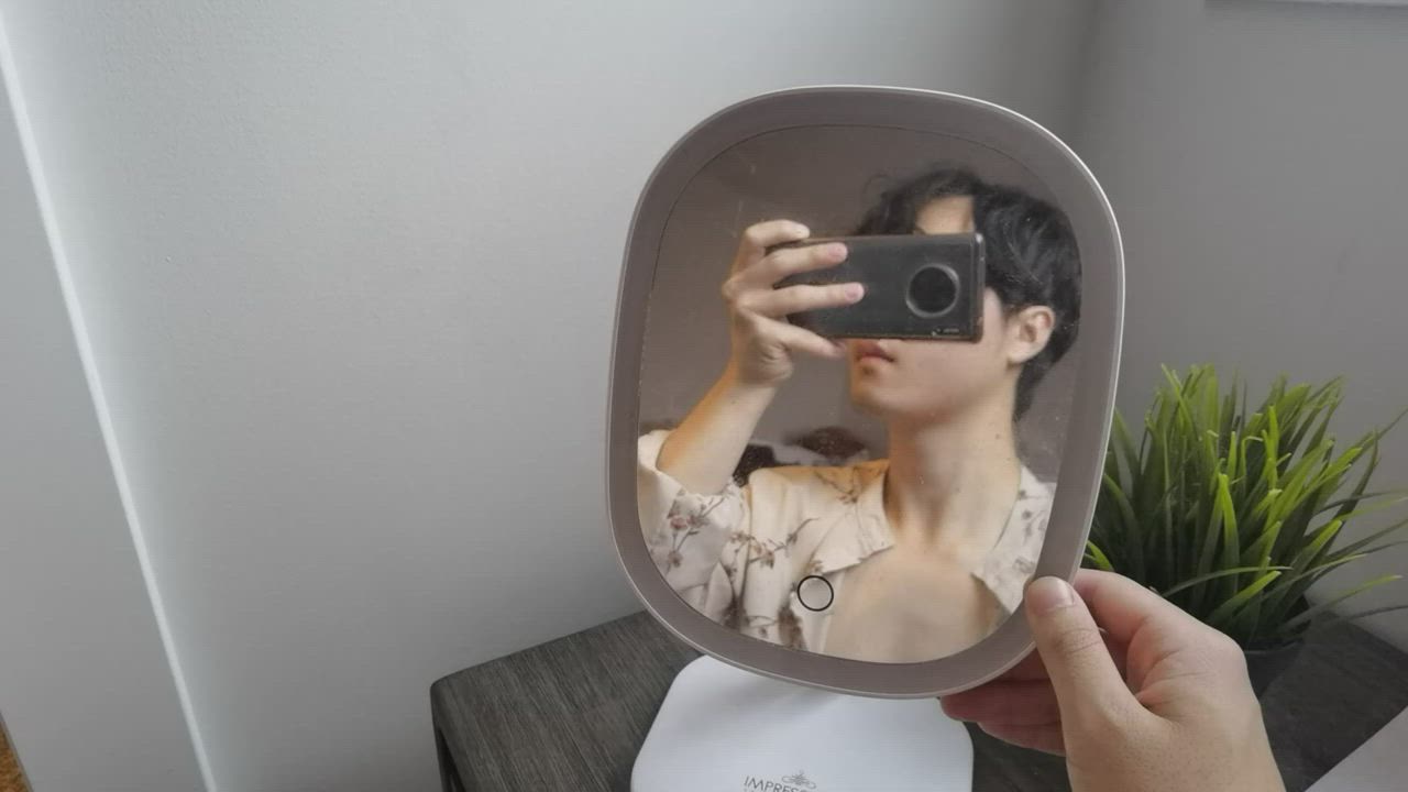 Wait for the XXXMagic Mirror flip | Scrolller