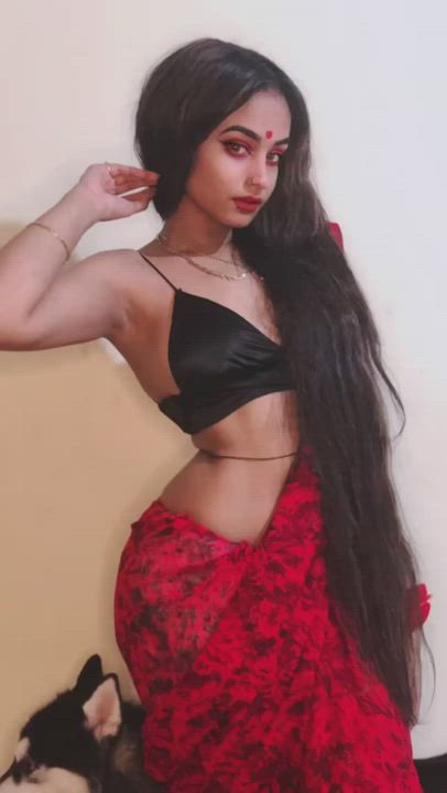 Her Figure.... | Scrolller