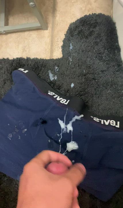 Cum catch it 😏 | Scrolller