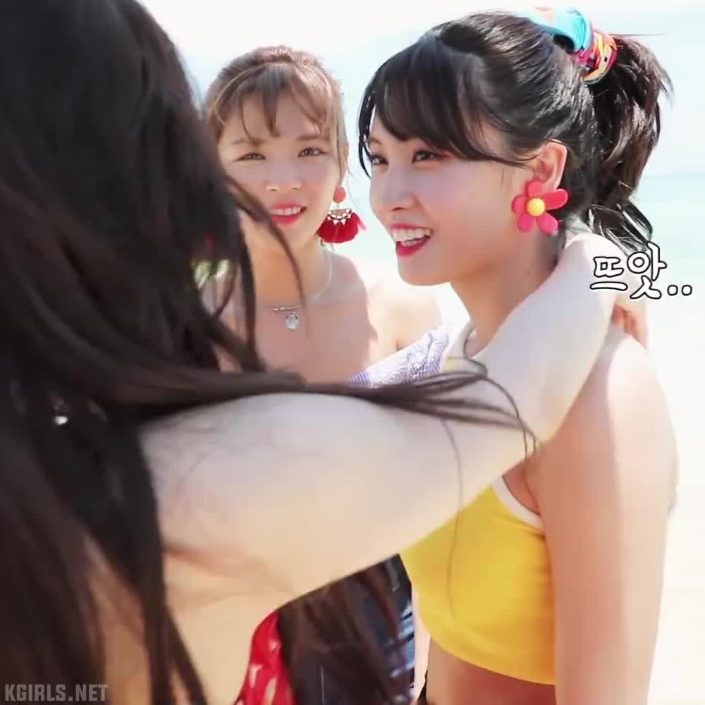Nayeon & Momo (ft. Jeongyeon) - beach, dtna mv outfis | Scrolller