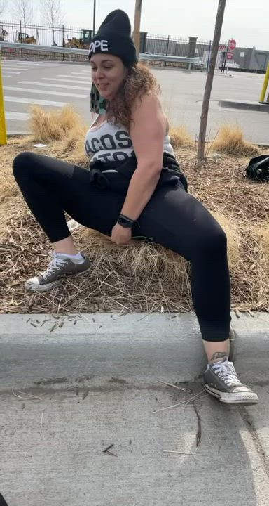Trained My Body To Squirt On Command Under 20 Seconds Makes For Some Fun Public Play ๐๐ฆ Scrolller
