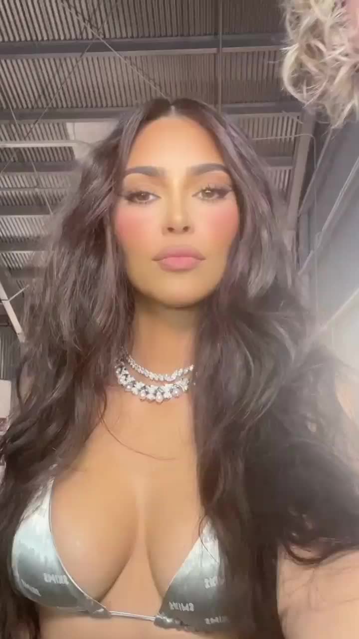 Kim Kardashian | Scrolller