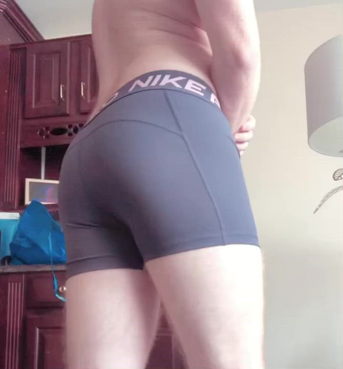 rip my nike pros offff and pound me out daddy🍑💜 | Scrolller