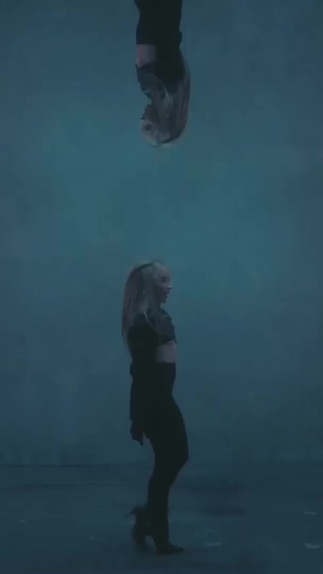 “Wow” look at those curves! | Scrolller