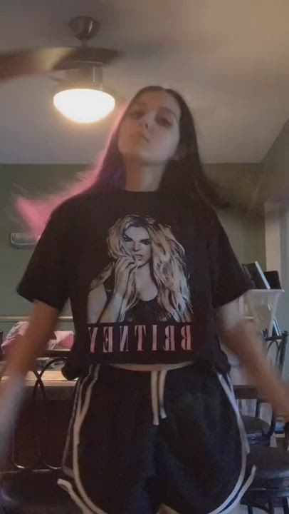 Anyone Want To Cum Tribute Her I Will Feed You And Show Her Response My