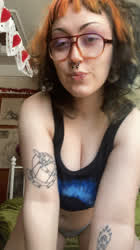 Do you like my armpit? :3 | Scrolller