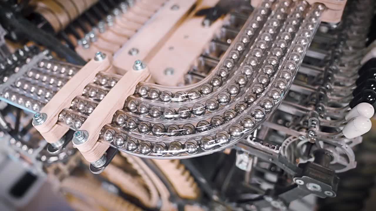 The marble machine marbling | Scrolller