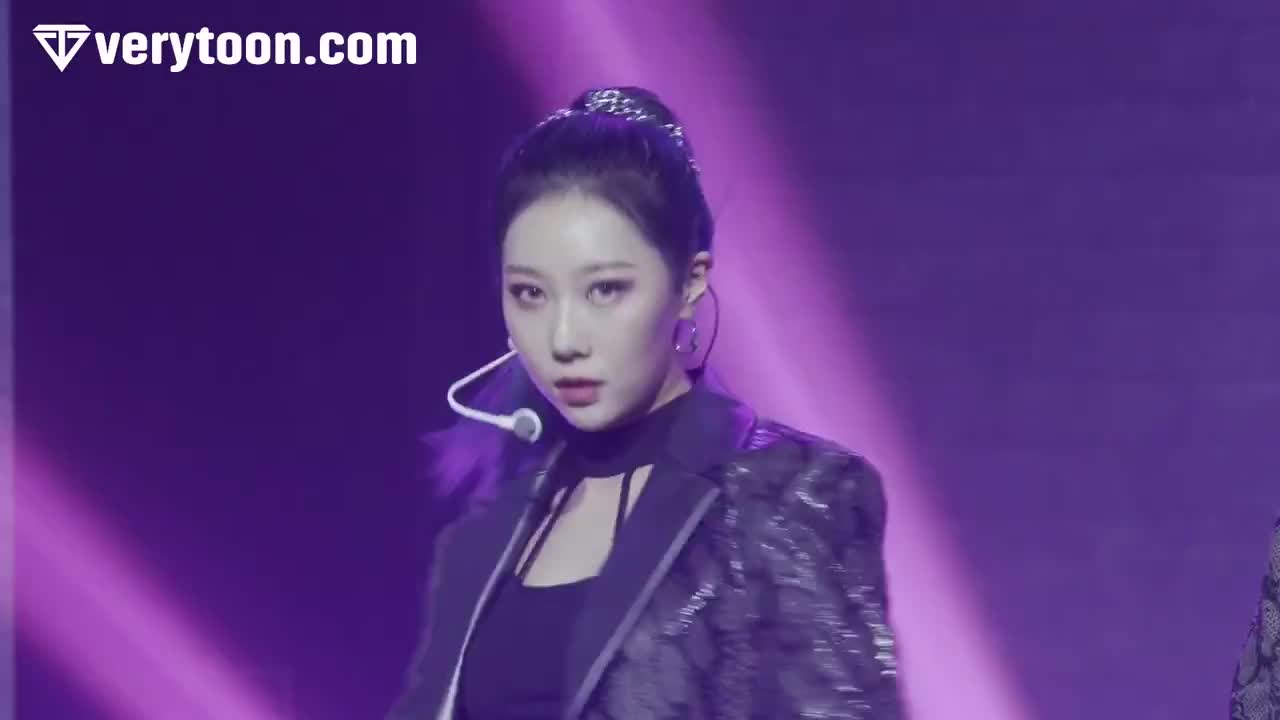 Deadly Dongie | Scrolller