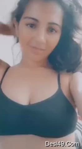 😘Beautiful 🍑girl show 😍boobs video | Scrolller