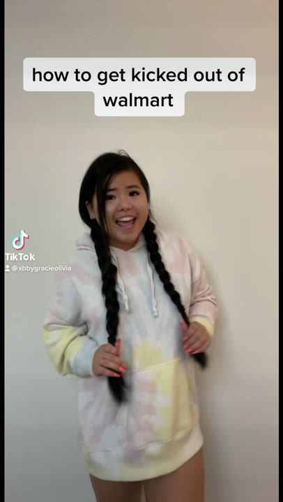 Slut BANNED From Walmart! 🥵 | Scrolller