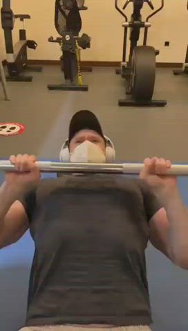 Huge Pump In My Pecs! | Scrolller