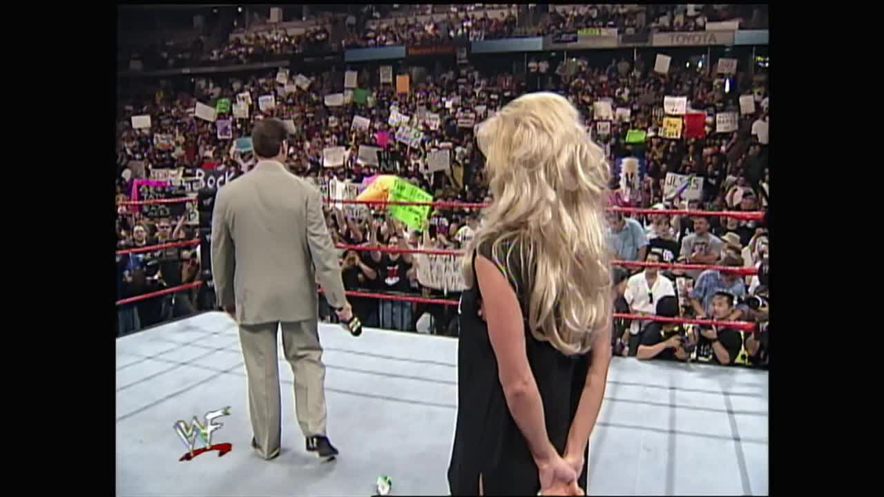 Sable - WWF RAW Is WAR - July 27th, 1998 GIF | Scrolller