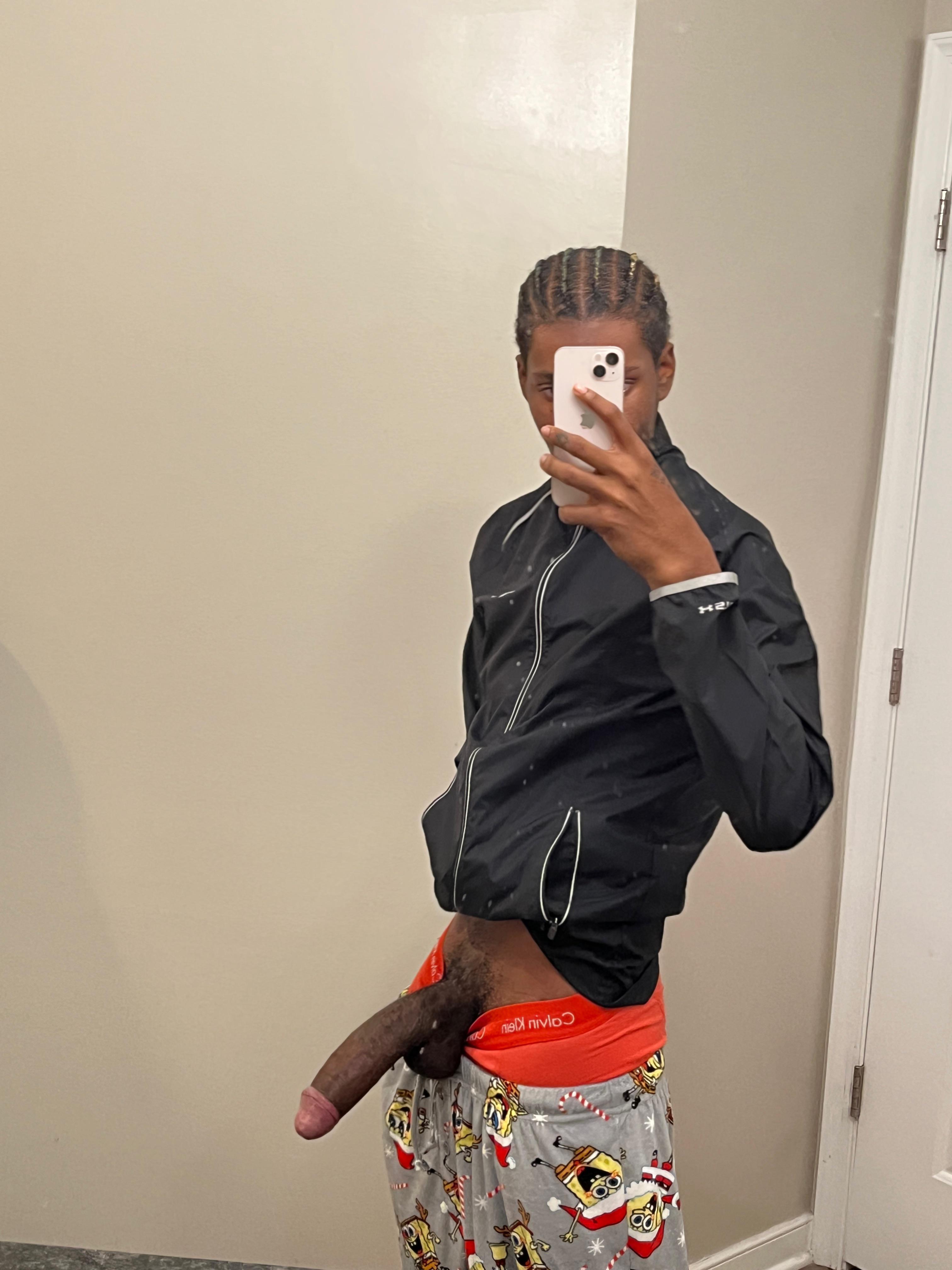 [18] Like my pants?? | Scrolller