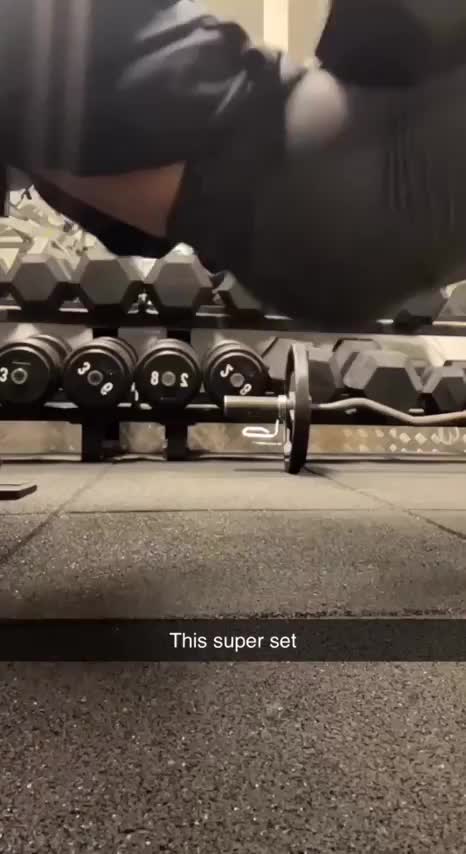 [18f] I’m hip thrusting now so you can hip thrust me later ;) | Scrolller