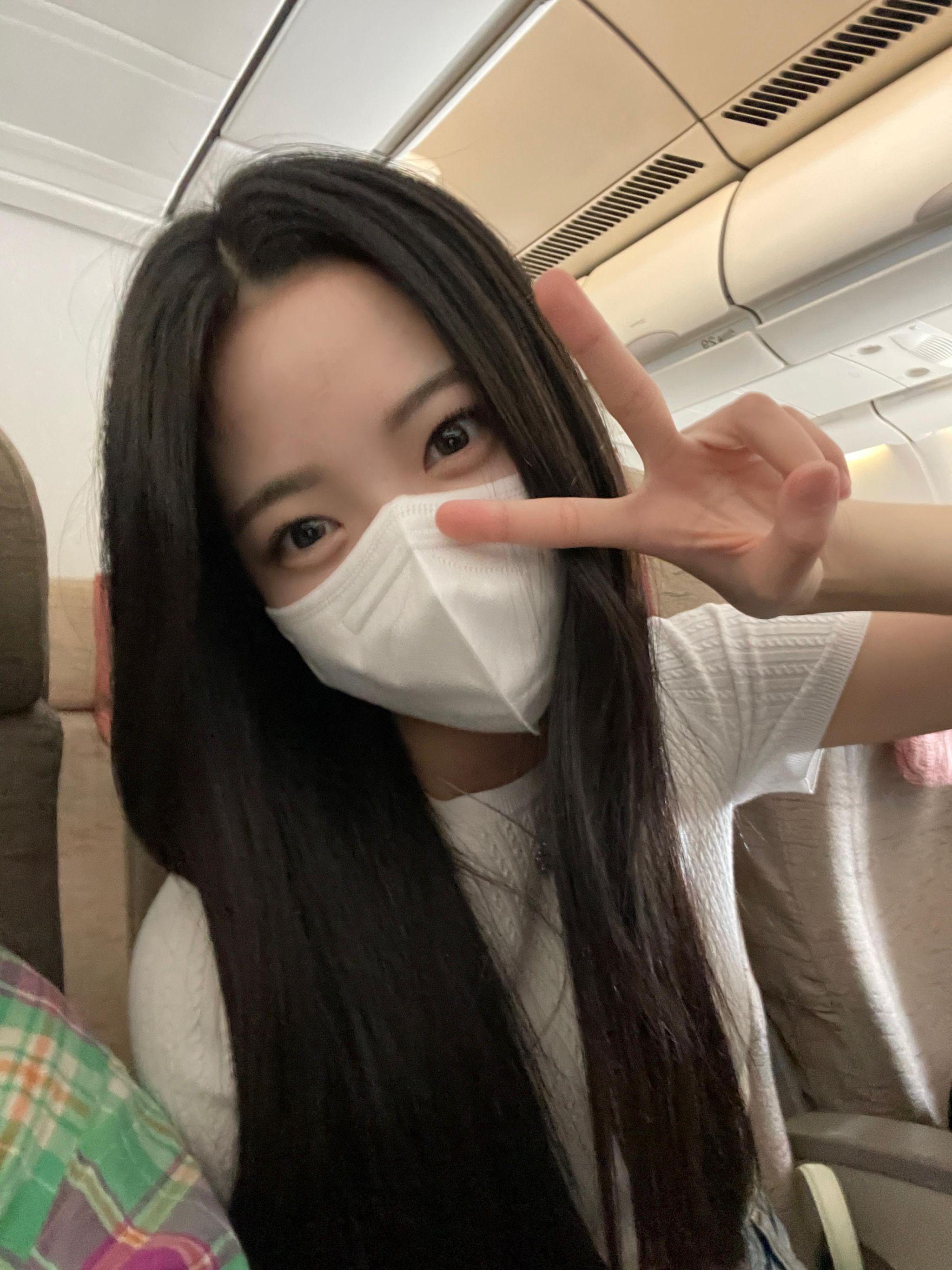 220712 LE_SSERAFIM Weverse Update // Eunchae | Scrolller