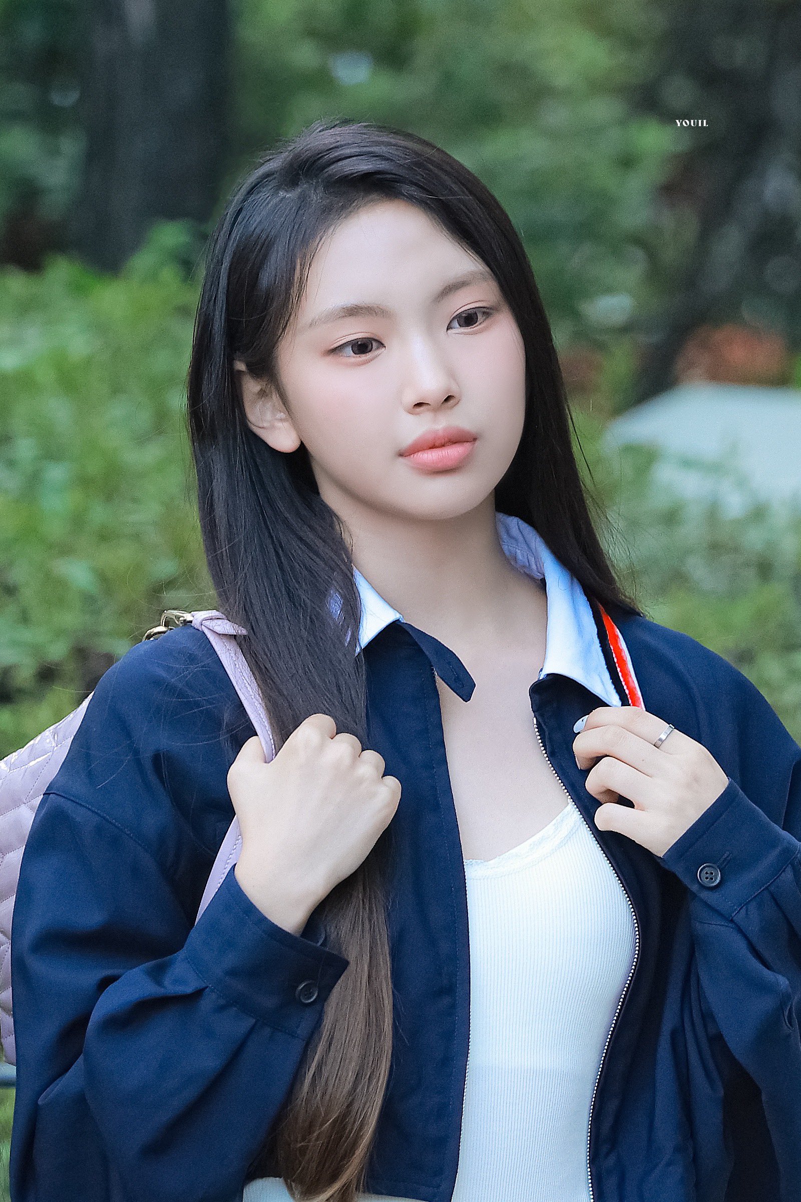 220812 Hyein | Scrolller